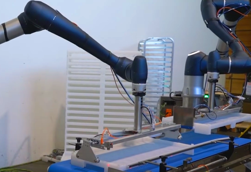 Videos of robotic food and bakery production